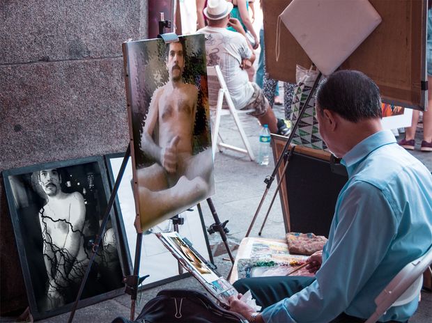 Hombre Desnudo Silencik
