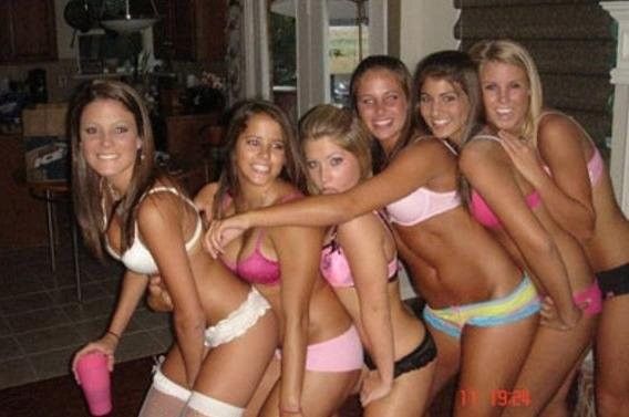 Mom Daughter Bikinis Babeslovemybigcock