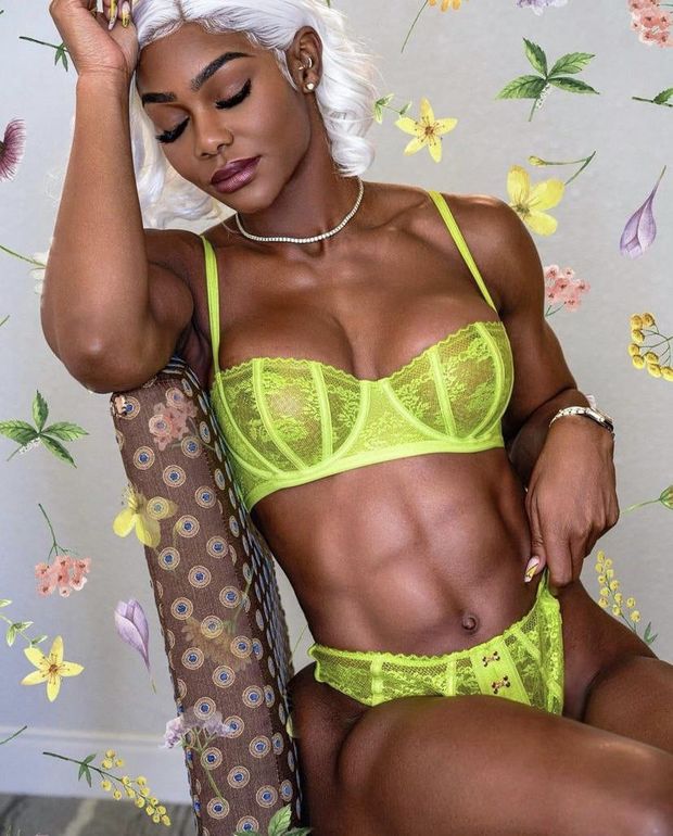 The Beautiful Jade Cargill In Her Bra And Panties Cufo510
