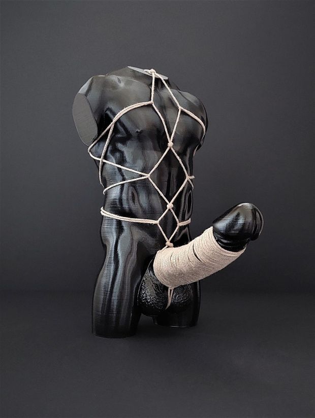 Escultura De Arte Corporal Masculino Desnudo Phnix