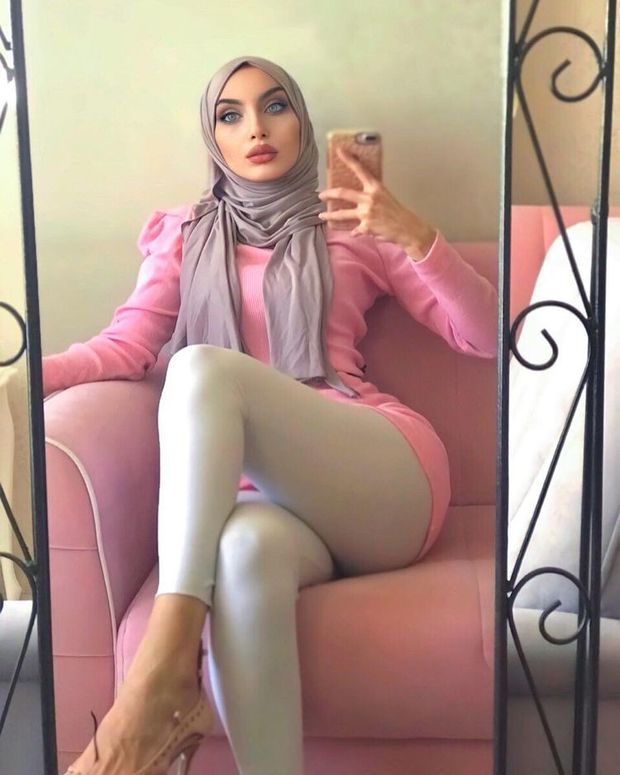 Sariikubraa Hornycoomer
