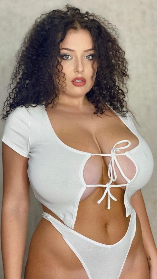Milf Big Tits Big Ass Bbw Amateur Spankyred