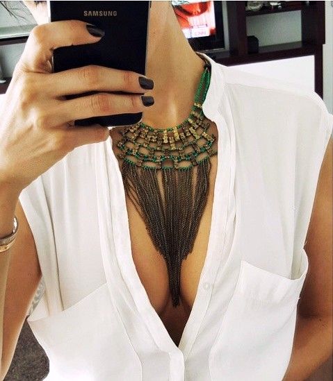 Karol Noboa Cleavage Selfie Jaimitoelpornero