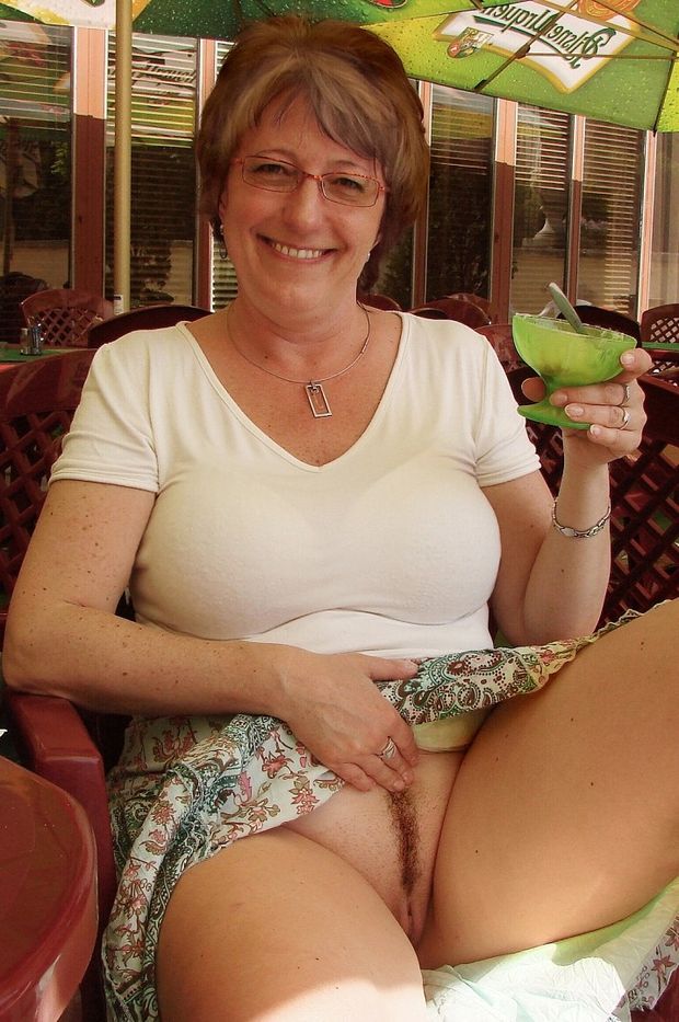The Waiter Is Going To Fuck Her Milflover9