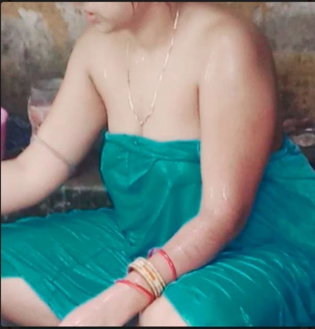 Beautiful Woman Big Boob Biaray
