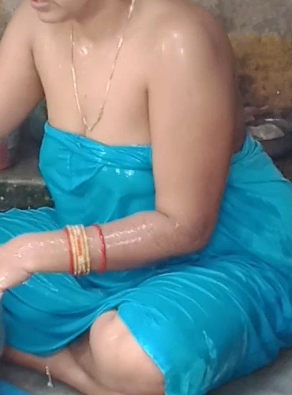 Beautiful Woman Big Boob Cute Nipples Biaray