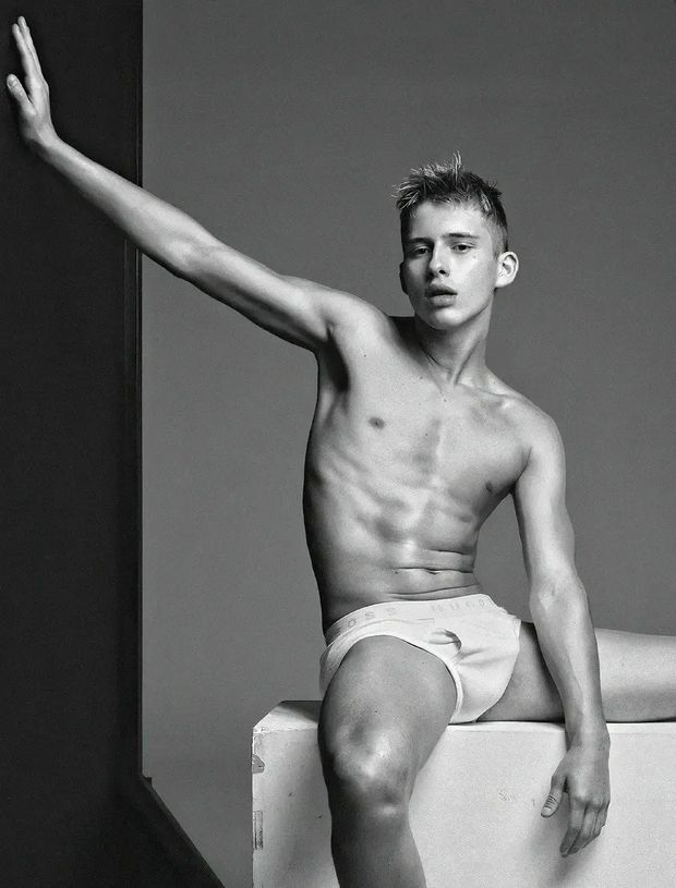 Hot Male Model In Underwear Emre