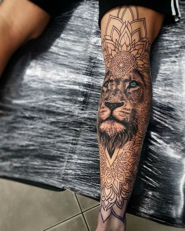 Upper Leg Tattoos For Men Nudebros1