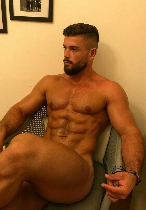 Shirtless Muscular Male Beefcake Nude Muscle Man Phnix