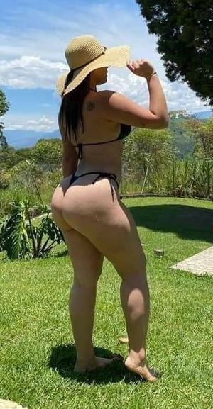 Moni 1 Pics