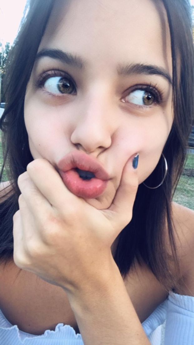 Emilia Mernes Itsfunok