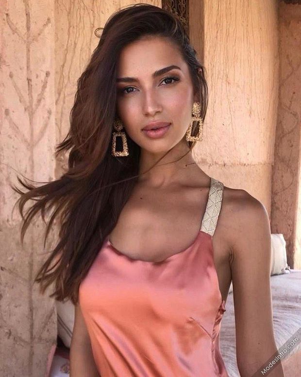 Valeriya Lapidus Joesmith369 
