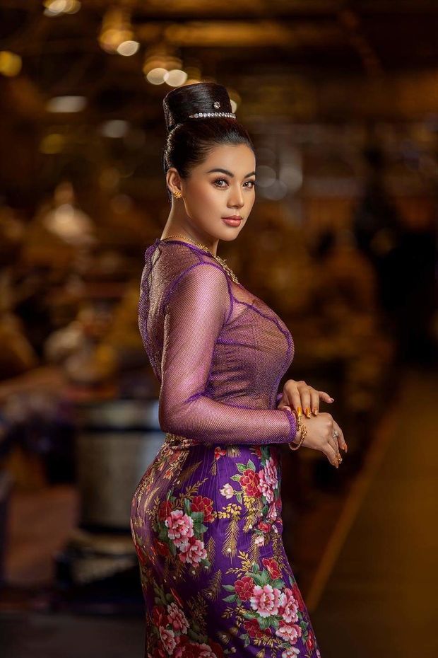 Shin Yoon Myat Maharnweoo