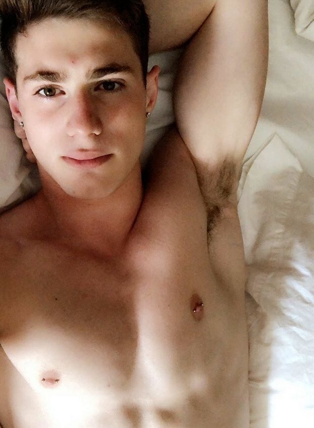 Hot Male Piercing Smoothcock00