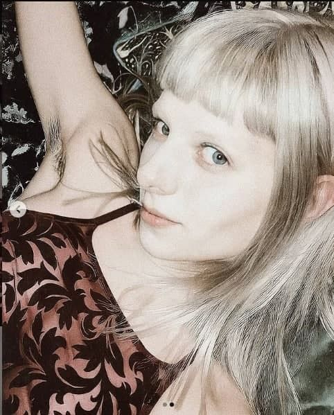 Aurora Aksnes And Her Sexy Hairy Armpits Aurorasworshiper