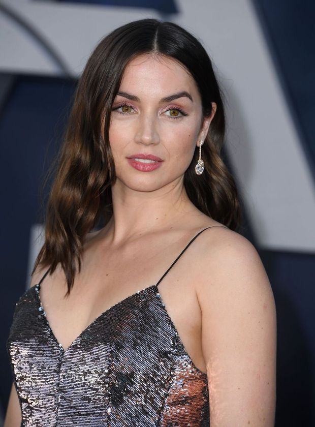 Ana De Armas Louis Vuitton Rider8344
