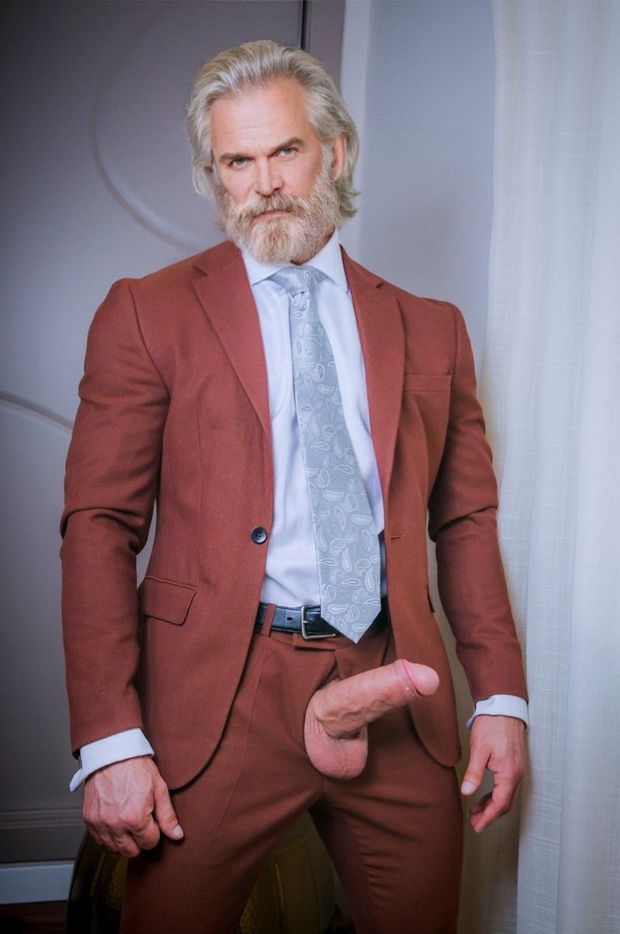 Elegant Suit Phnix