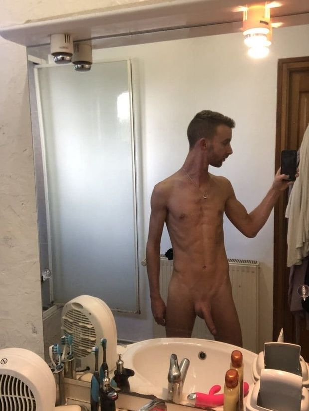 Vivien87 Photos Et S De Mecs Nus Gay Et Aussi Hetero Pin 64636853