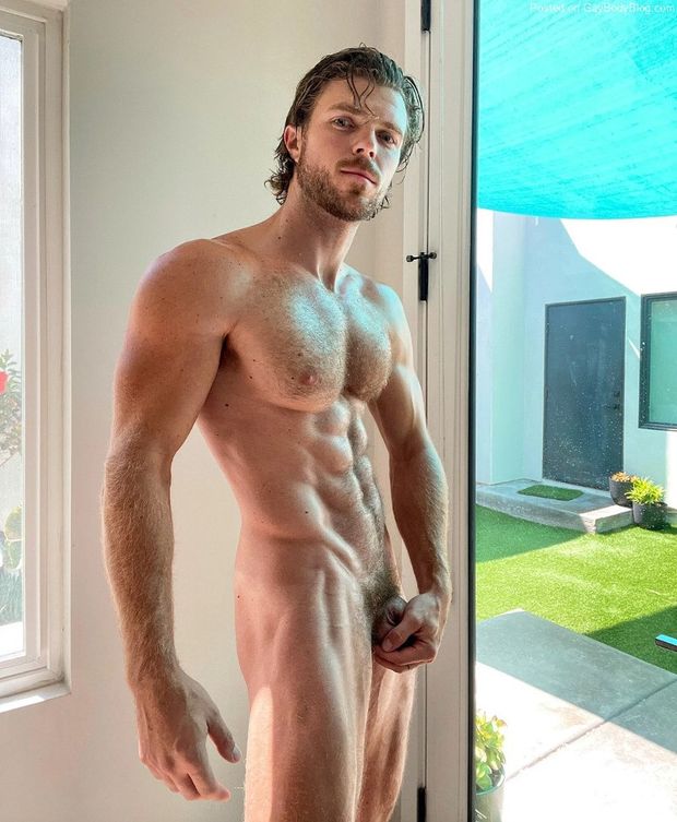 Mr Bradford Phnix