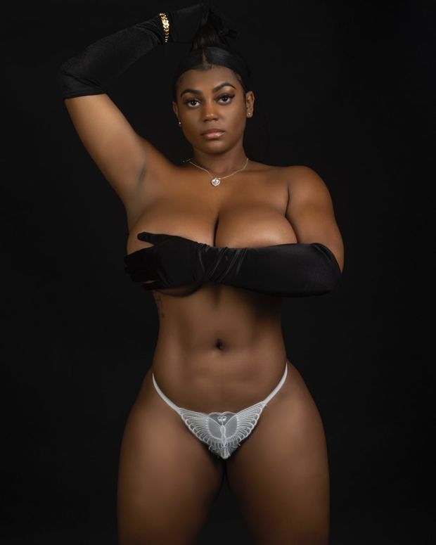 Kiera Nicole Handbra Cufo510