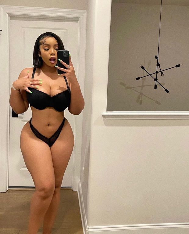 Lightskinkeisha Selfie In Her Bra And Thong Cufo510