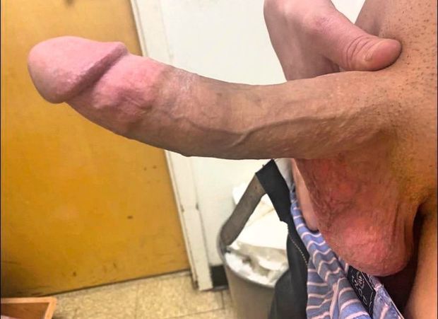 I Get Tempted By A Long Hard Curved Cocked Sexyazannie