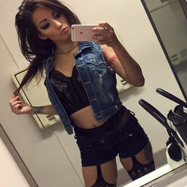 Chloe Mastin Ashes223