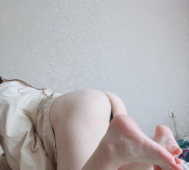 Slaciekkatya321 Pussy Butt Pin 64875666