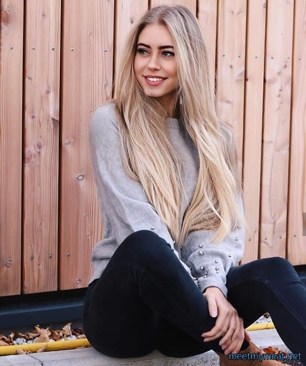 Shes So Damn Amazing Jeanettebeeber