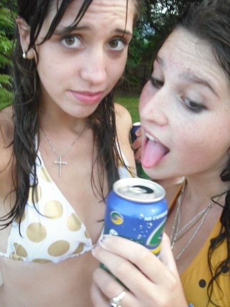 Emily Fink And Rachel Anseaume Are Looking To Suck Astryder356