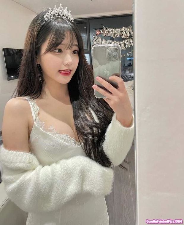 Park Min Jung Ready To Lick The Cum Off Your Cock Username999
