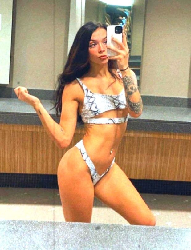 001 Cora Jade Antdv