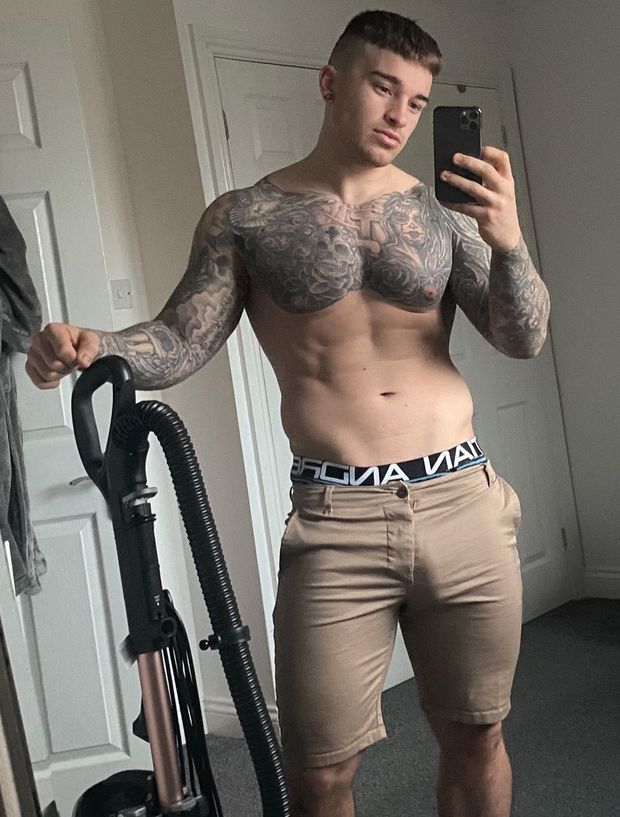 Chris Hatton Phnix