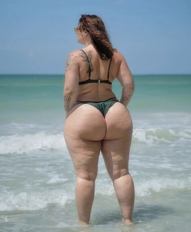 Sexy Bbw Beach Beauty Ettadevil