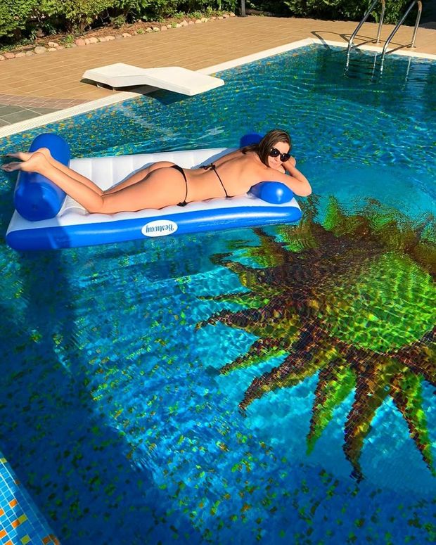 Justbackuponit Pool Float Pin 65382684