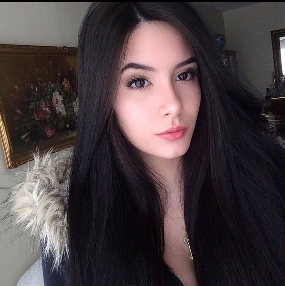 Vivian Schilling Oblitae Makika69 