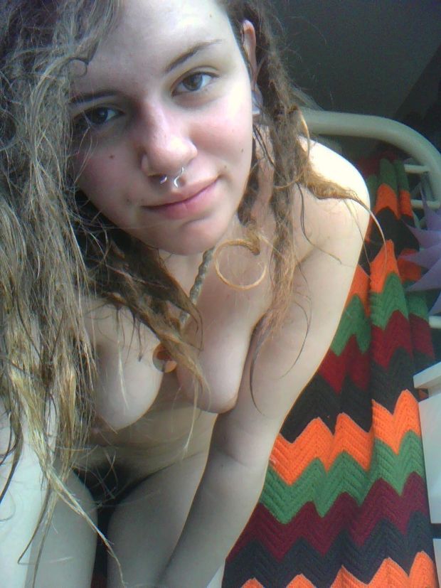 Naked Cute Hippie Selfie Kama303