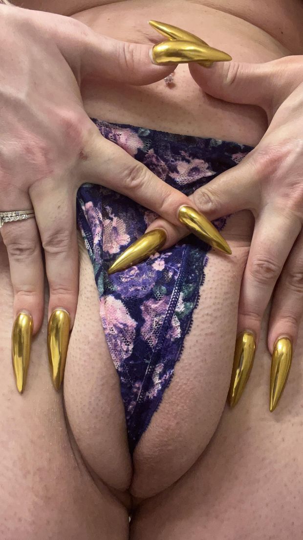 Goddesssiham Uofficialfatpussy Hope Youre Ieatpussyforbreakfast
