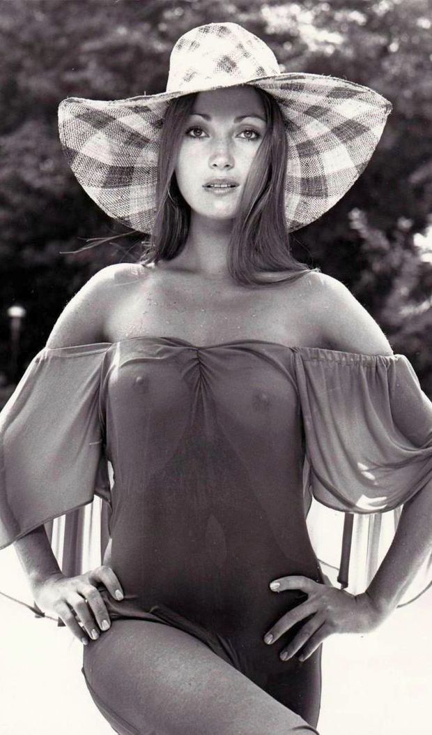 F18f Jane Seymour Mickeyh