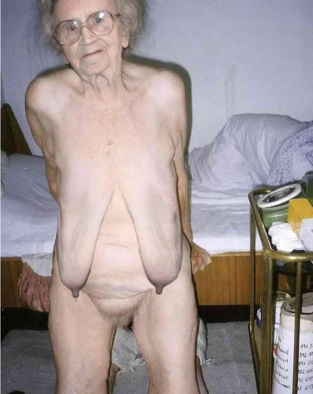 Granny Super Hangers Joe402