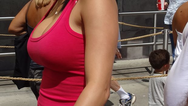 Hot Curiousandhorny