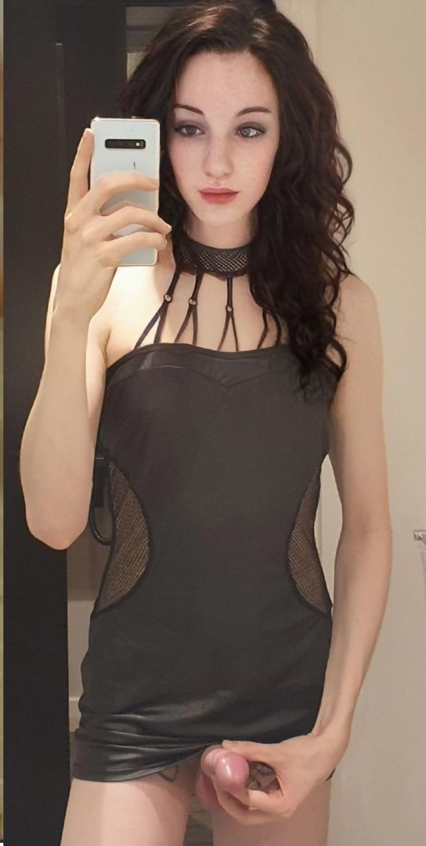Meselfyou777 Ts Too Fuck When No One Is Looking Pin 65868857