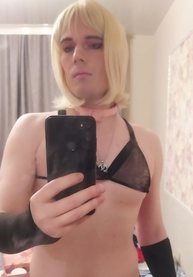 Suzy Is All Ready Looking For Dates Burgerlover