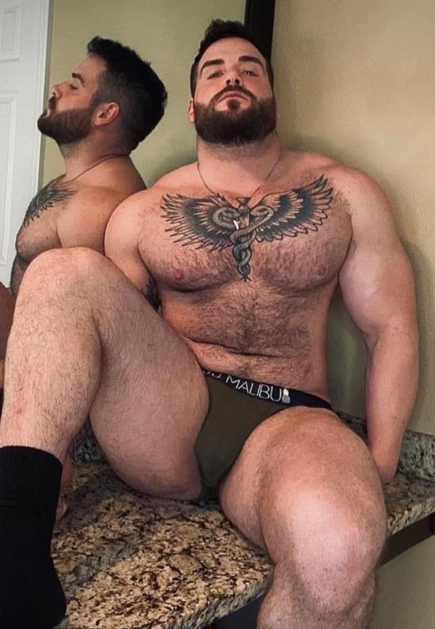 Winged Hairy Pecs Phnix