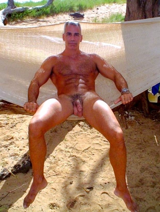 Mature Muscle Phnix