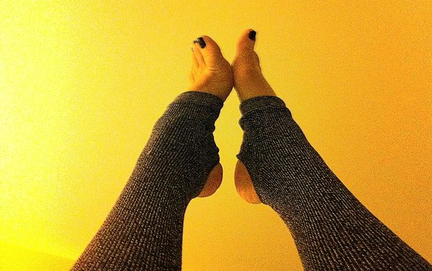 Her Sexy Feet Sodium33