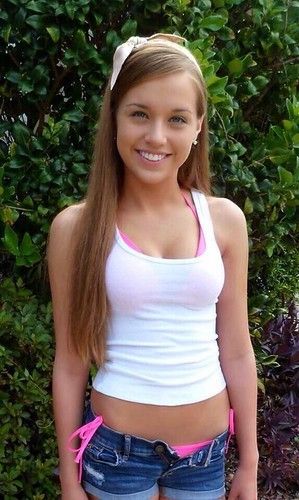 Phukyosef Gorgeous Chicas 