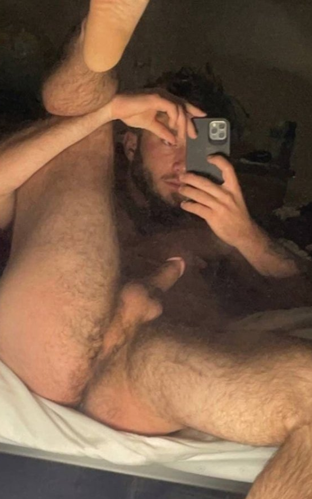 Manhole Mirror Selfie Houtex2019