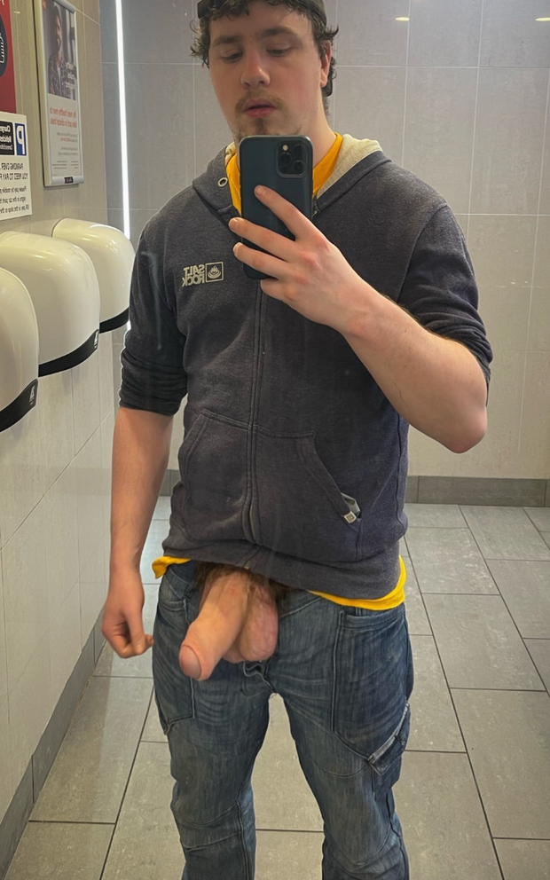 Big Dick Selfie Houtex2019