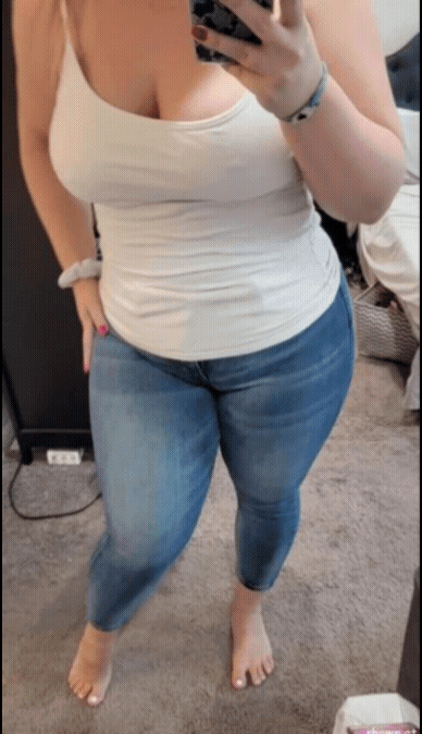 Curvy Body Tank And Tight Jeans And Bikini Selfie Toobusyliving